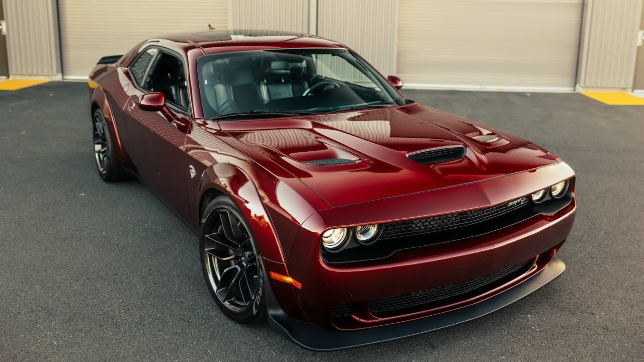 2018 Challenger Hellcat Widebody Start up/ walkaround/drive video ...