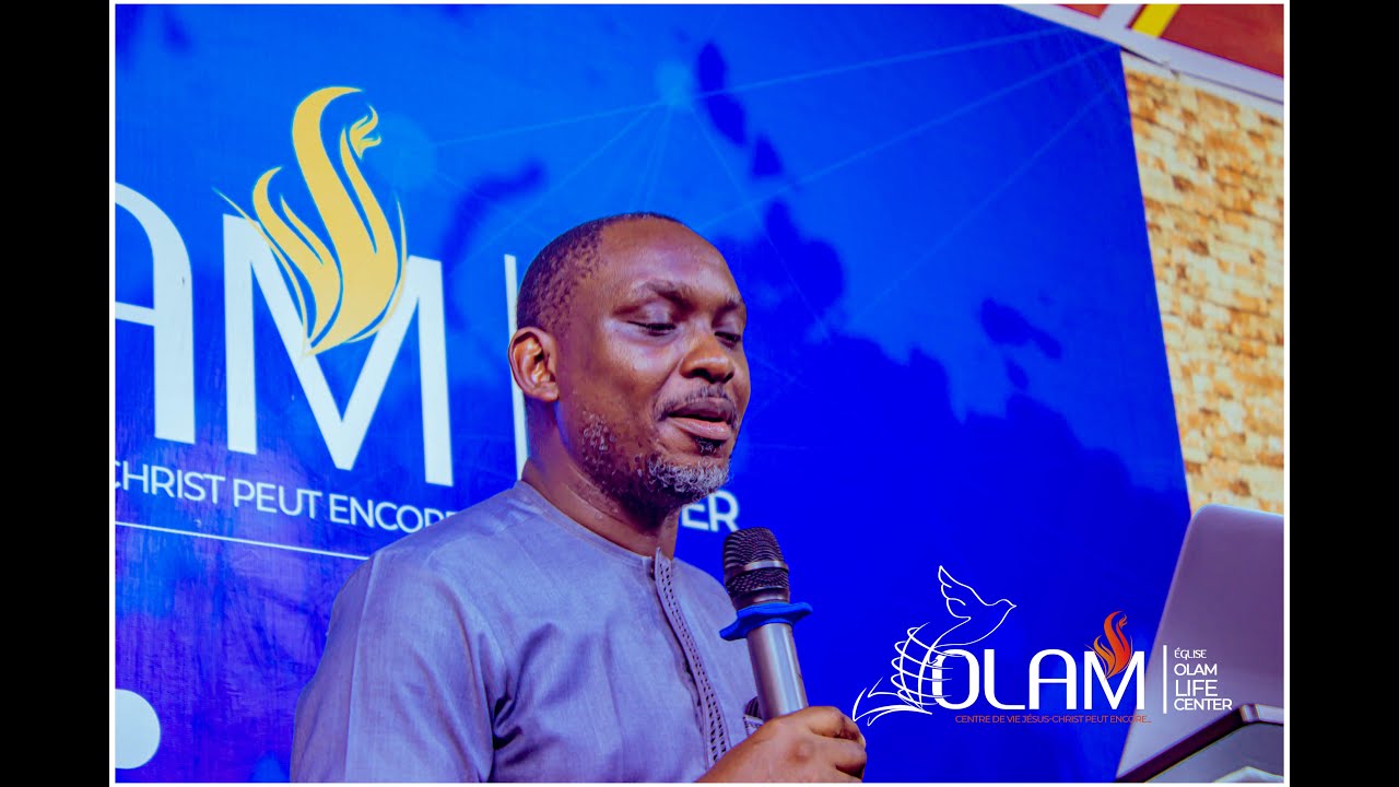 UN TISON ARRACHE DU FEU - YouTube