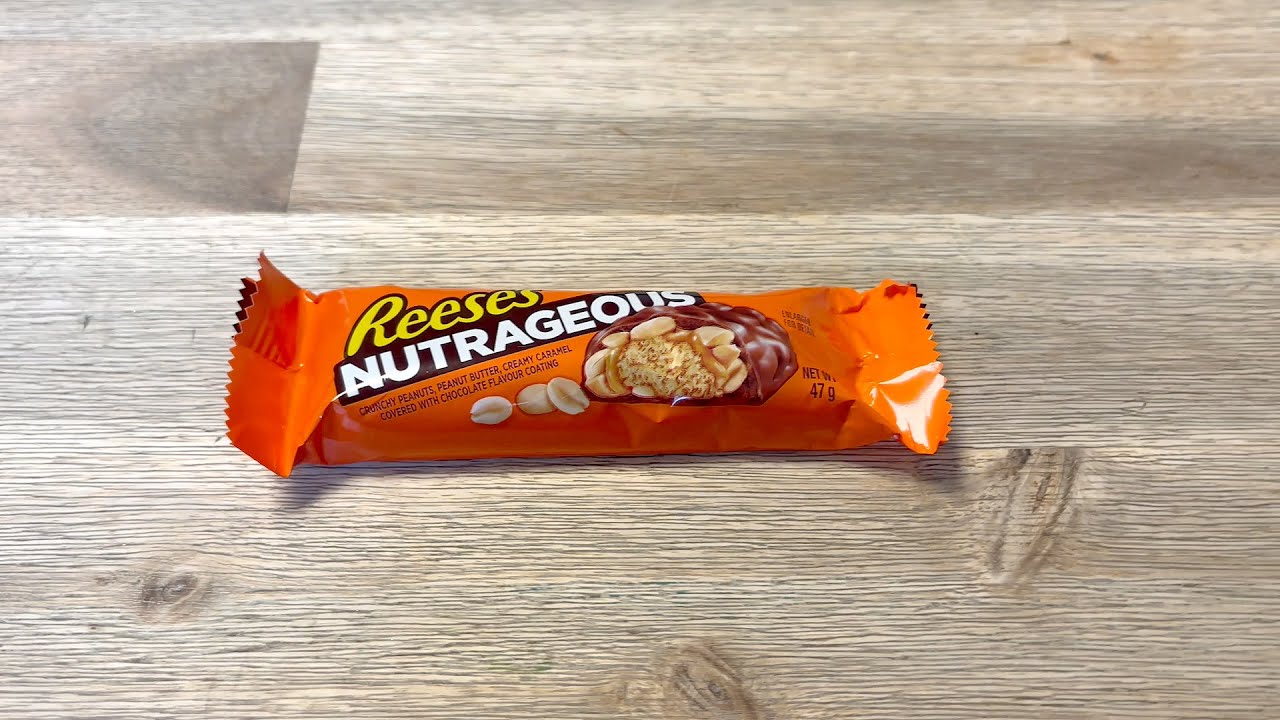 REESE'S NUTRAGEOUS Bar - Review - YouTube