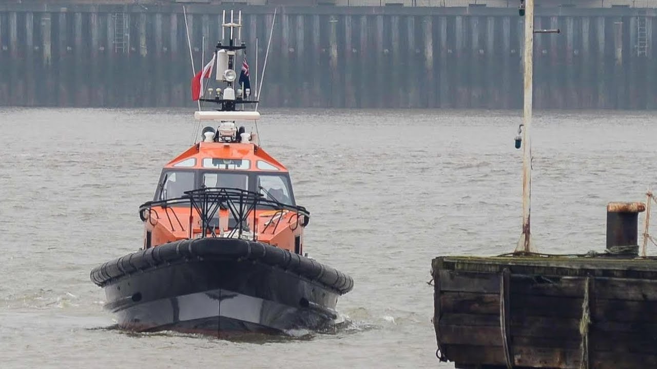 Pla pilot Launch Leader. - YouTube