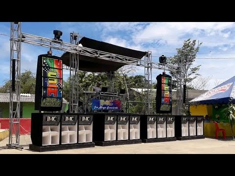 EL ISA MEGA CONCIERTO - YouTube