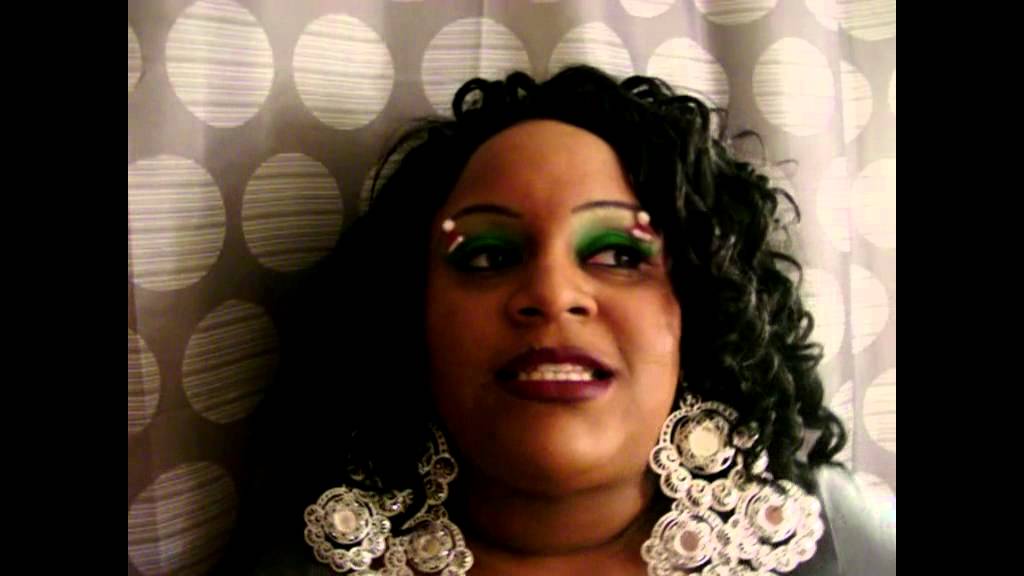 11 QUESTIONS BEAUTY GURU TAG!!!! tagged by: babyletzMAKEUP - YouTube