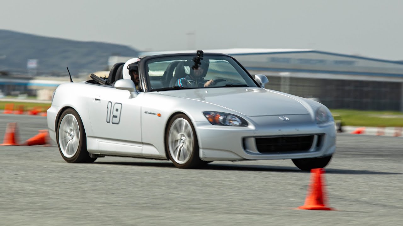 S2000 Autocross BMWCCA Jan 31st - YouTube