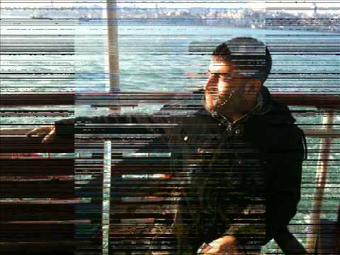 Adnan Kaya Gitmek mi Kalmak mı