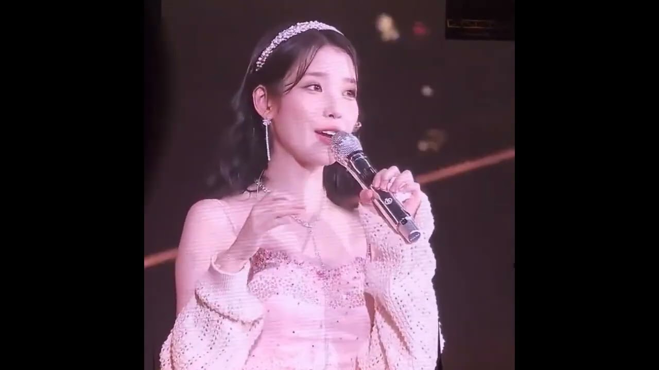 IU The Golden hour Concert at Jamsil Stadium Day 2 - YouTube