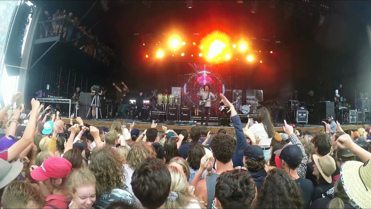 Toto - Africa (Subtitles PT/ENG) - YouTube
