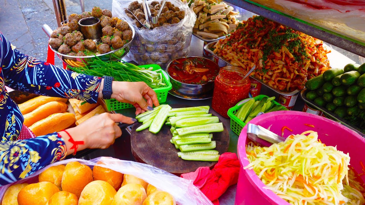 So Crispy ! Popular Khmer Pork Belly Sandwich with Meatballs (Numpang ...