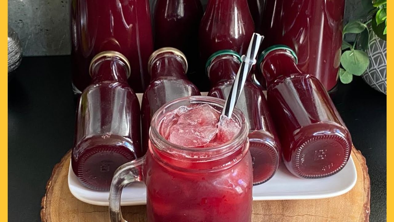 How To Make 🇬🇭Sobolo//Zobo//sorrel - YouTube