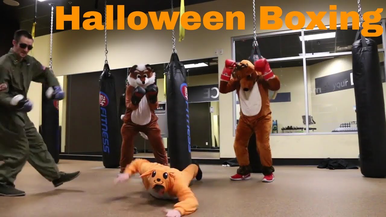 Halloween Boxing/Dance Off - YouTube