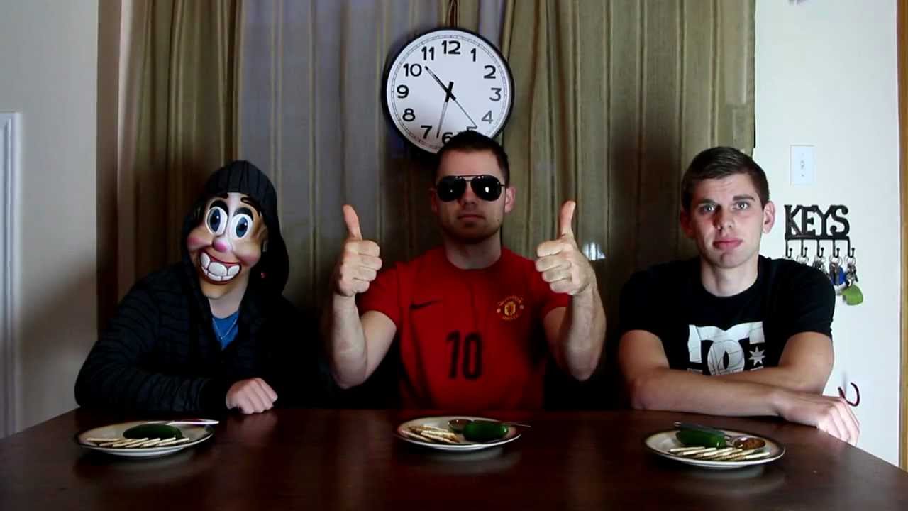 The Ultimate Idiot Challenge Cracker/Pepper/Cinnamon Challenge - YouTube