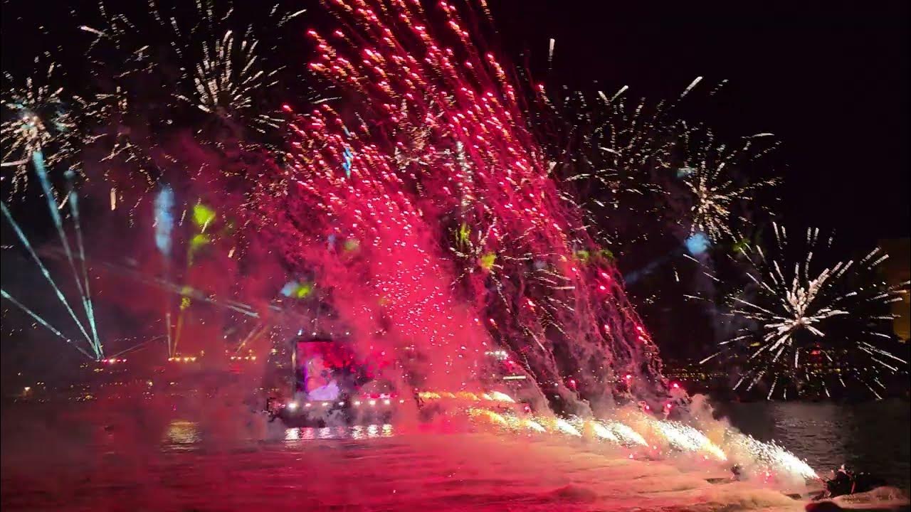 Spectacular fireworks (PART 1) - 26th Jan. #Sydneyharbour #Australia Day #fireworks #firework ...