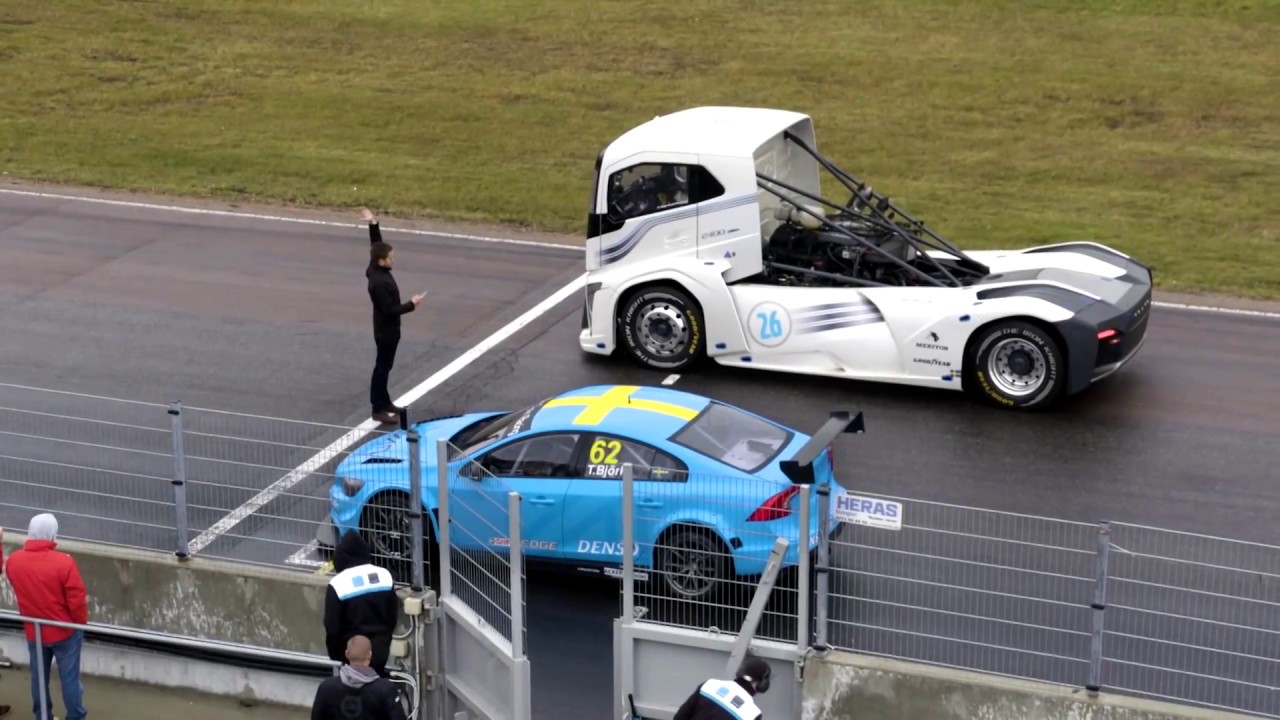 TRANSPORT.TV 34: Volvo Iron Night snelste truck ter wereld - YouTube