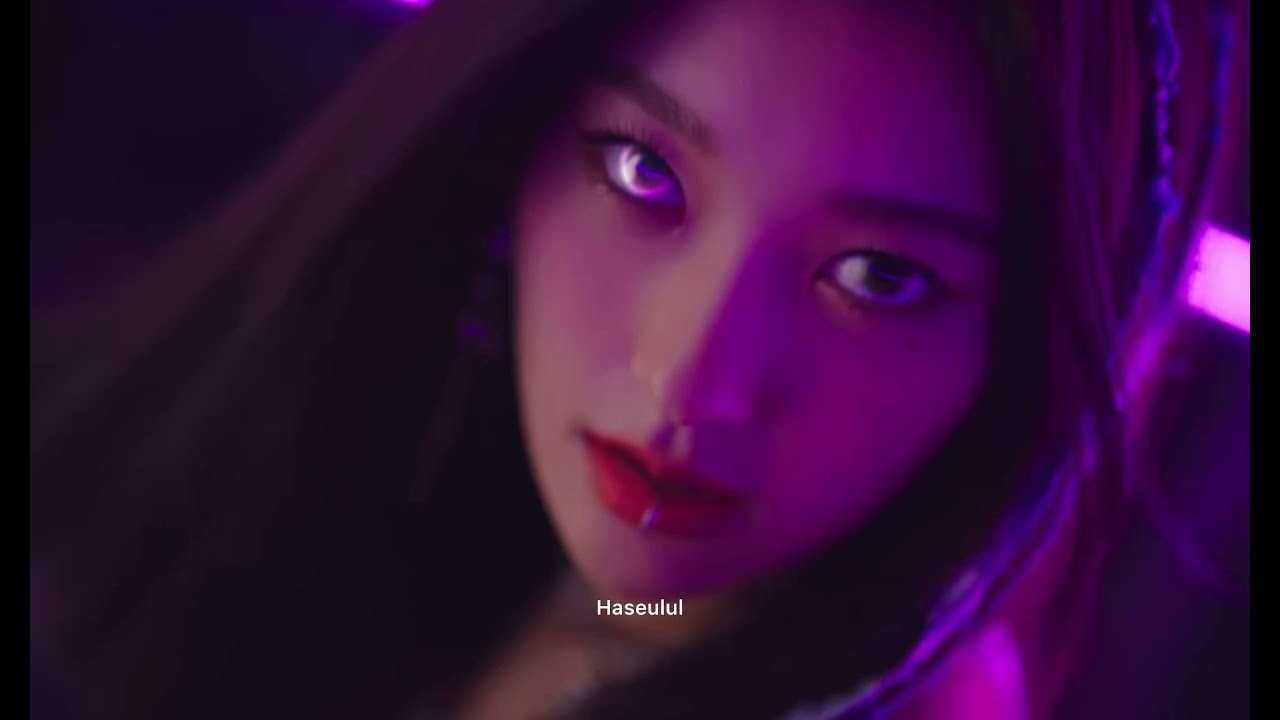 Loona the complete lore MEGAMIX - YouTube