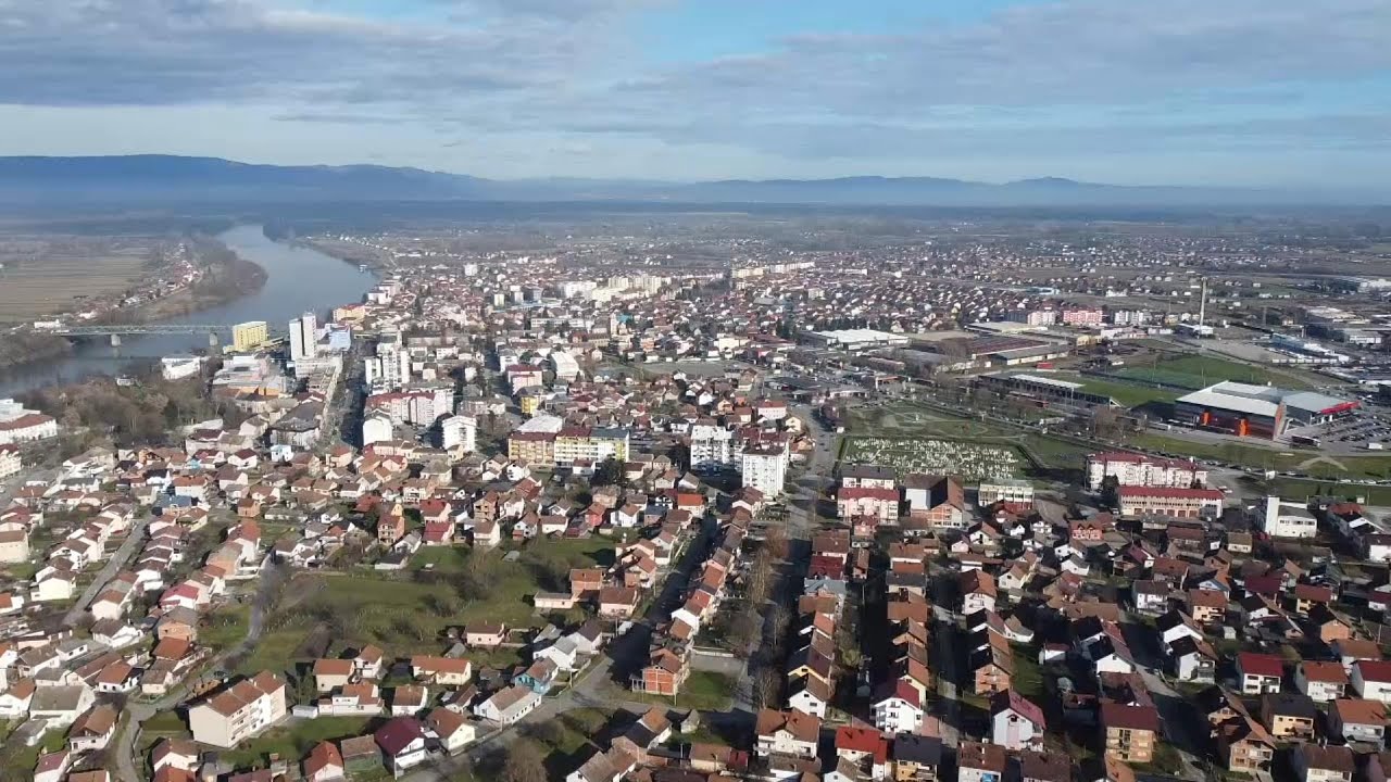 GRADIŠKA I VELIKA GUŽVA NA GRANIČNOM PRELAZU (na kraju videa). Bosna i ...