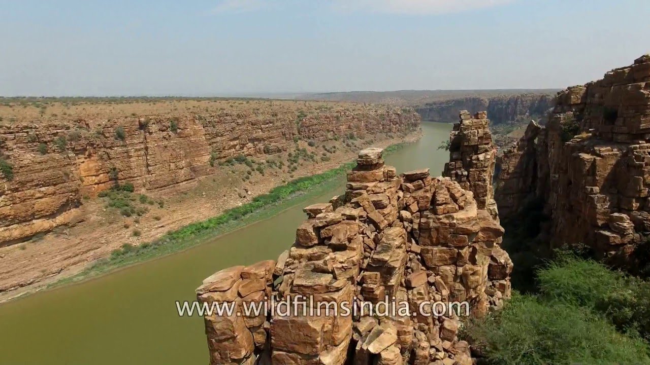 India's Grand Canyon - Gandikota gorge along river Pennar in Andhra ...
