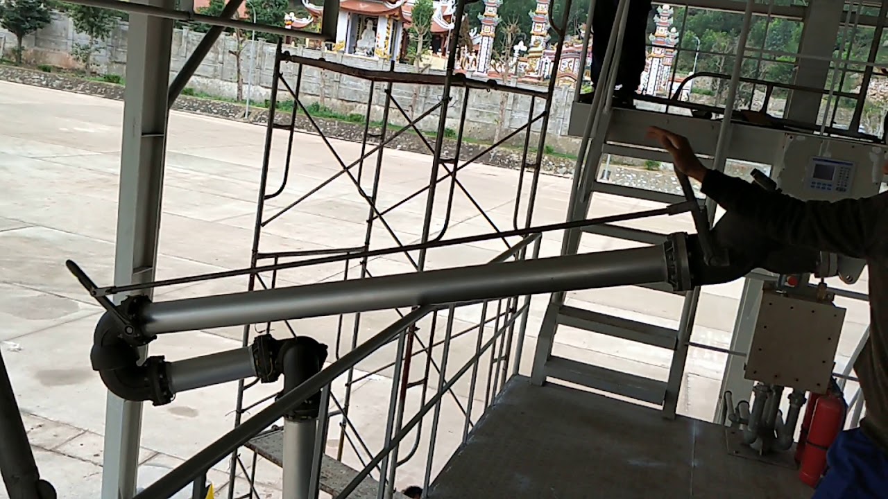 4" truck loading arms - YouTube