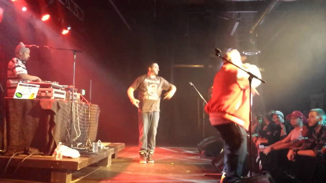 Opening LIVE(OBIE TRICE) @MAXWELL'S - YouTube