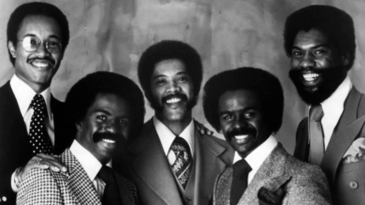 THE WHISPERS-never again - YouTube