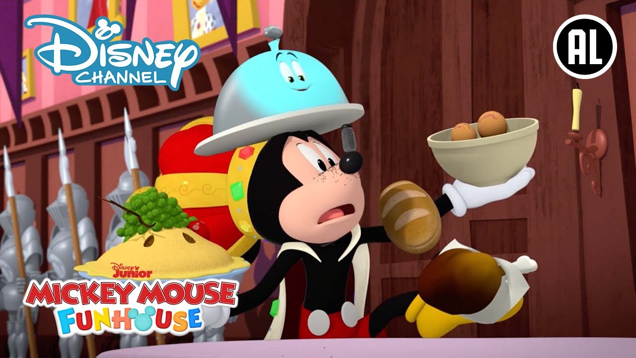 Mickey Mouse Funhouse | Koning Mickey | Disney Channel NL - YouTube