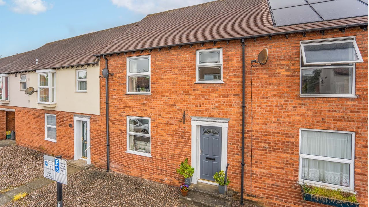 Video House Tour | 100 Old Street, Ludlow, Shropshire, SY8 1NX - YouTube