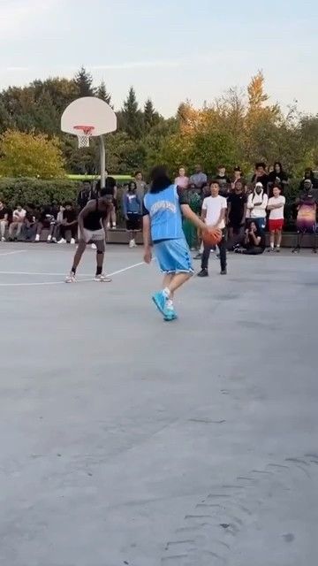 This man is a TRUE BALLER! 🏀 - YouTube