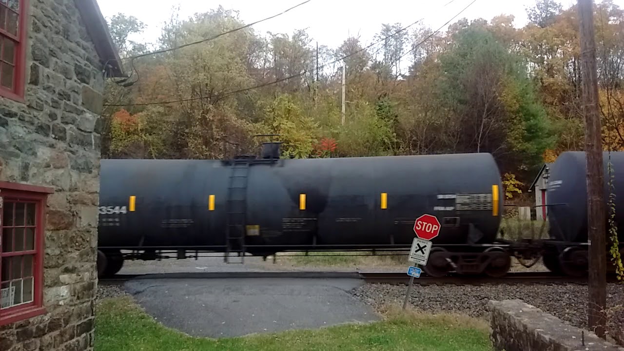 NS 37T in Weider's Crossing on Friday October 25th., 2019 at about 5 ...