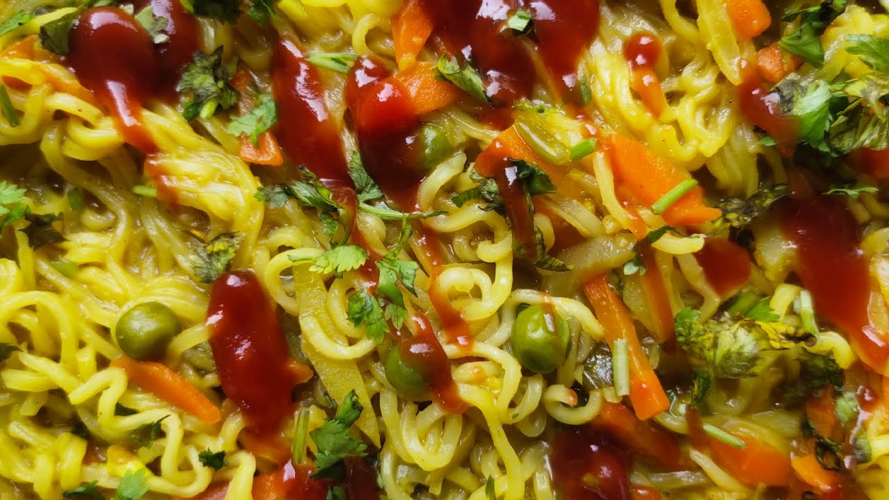 Amazing vegetable maggi noodles recipe.....[ Quick & Tasty ] - YouTube