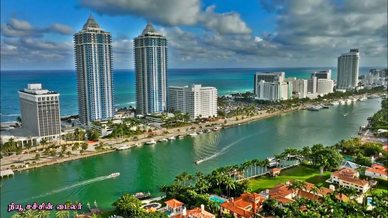 En Kannadi Thoppukkulle Lyrical Video Song | Movie Malabar Police # ...