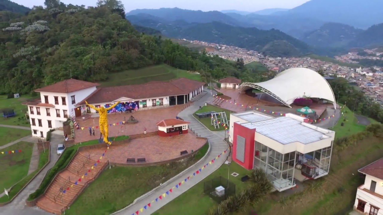 Ecoparque los Yarumos de Manizales - 8 Productions - YouTube