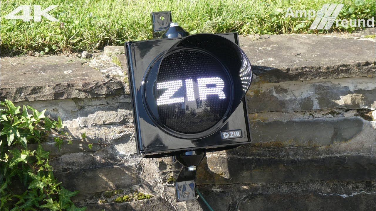 [4K] Grupa ZIR ZIRSlim LED Traffic Lights Ø210 with Grupa ZIR symbol ...