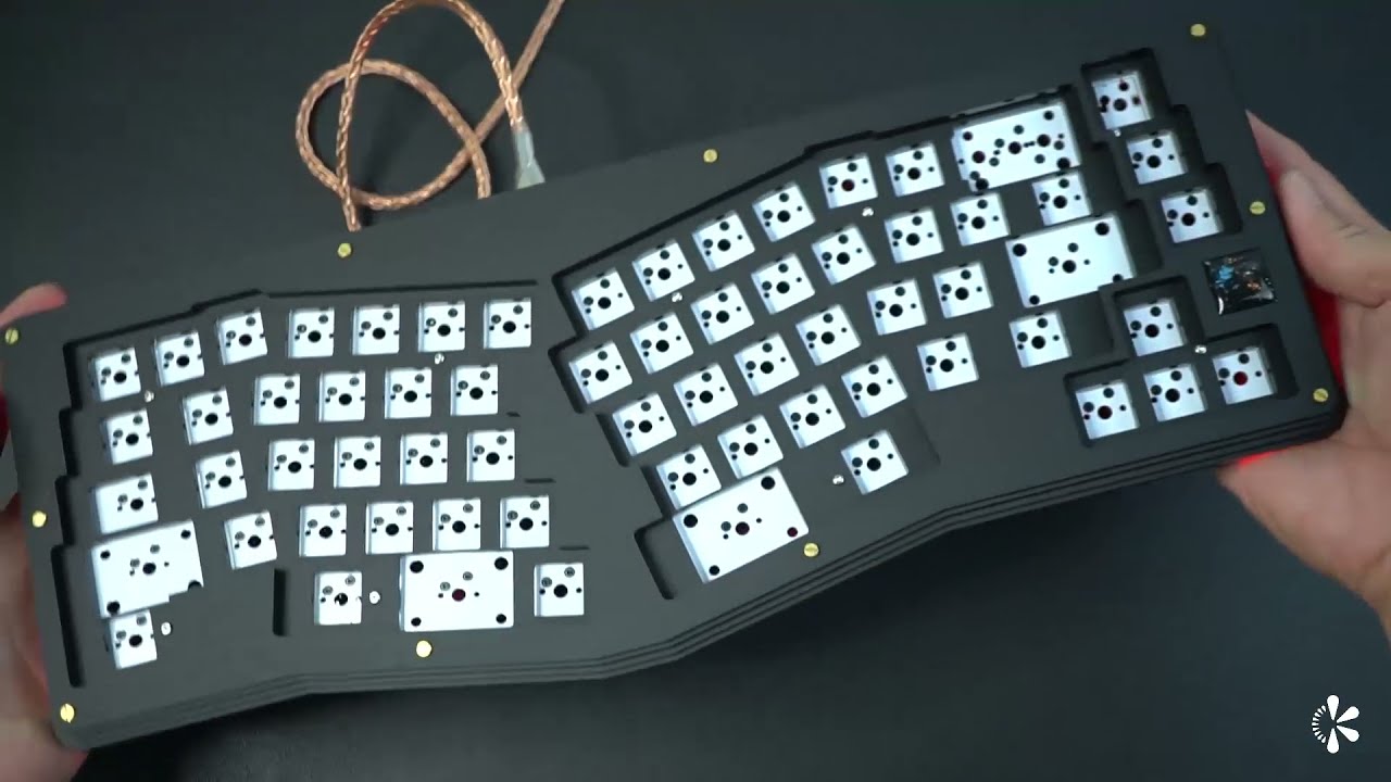 Borderland Keyboard - RGB Underglow & Resin Tag - YouTube