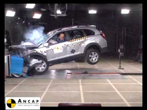 Holden Captiva 2006 ANCAP Crash Test (4 stars) - YouTube
