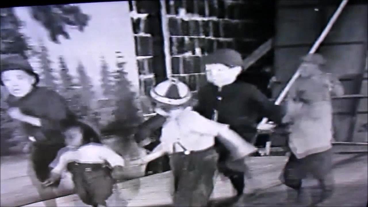 His Rascals Running - YouTube