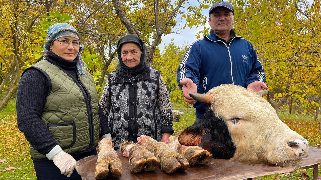 Traditional Azerbaijani dish KHASH | Big Bull's Head Soup | Rural ...