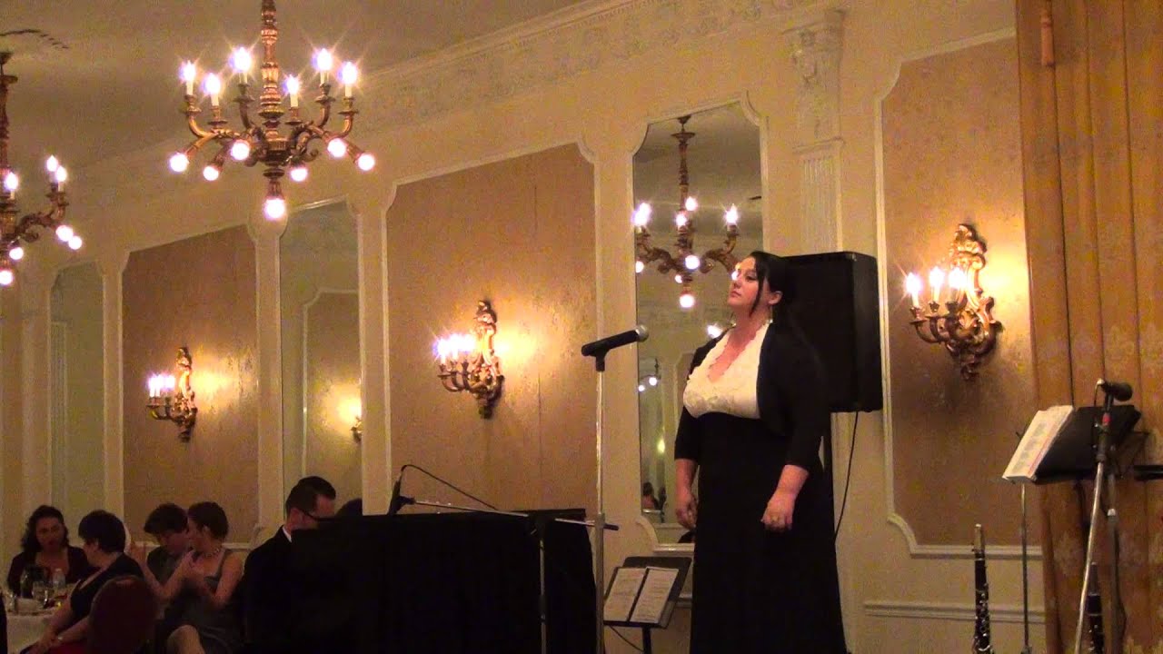 Muzica clasica cu Nicoleta Roman - YouTube