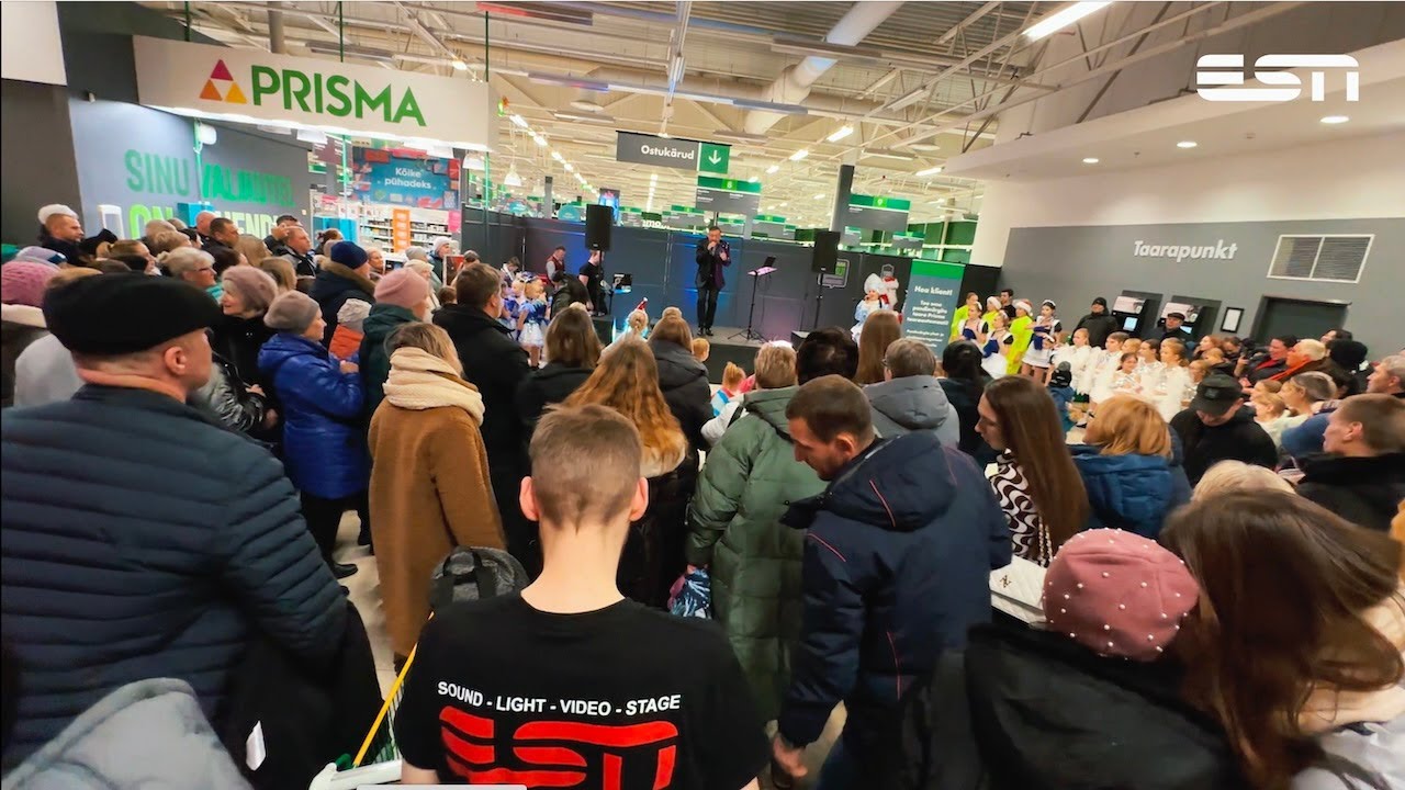 Певец Рафаэль заставил танцевать Деда Мороза: праздник в Narva Prisma ...