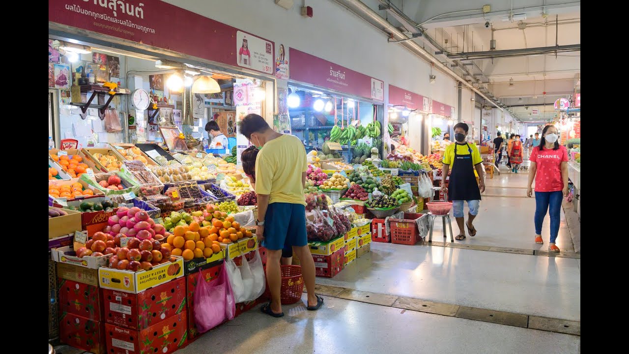 [4K] Walk inside "Samyan Market" local Thai fresh market at ...