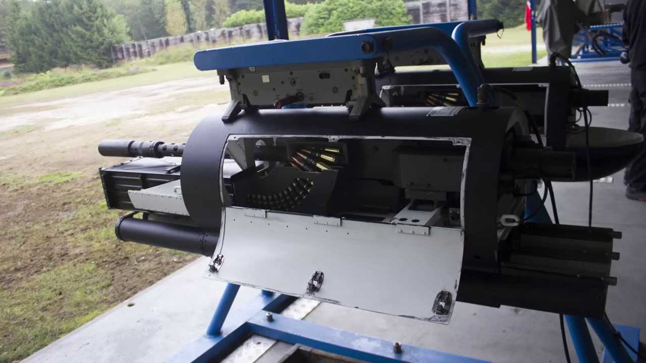 Shooting the FN Systems FN HMP250 .50-cal. Machine Gun - YouTube