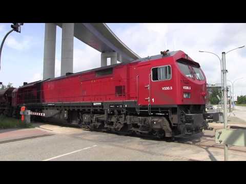 Port Rail | Heavy Duty Diesel w. Hopper Cars - YouTube