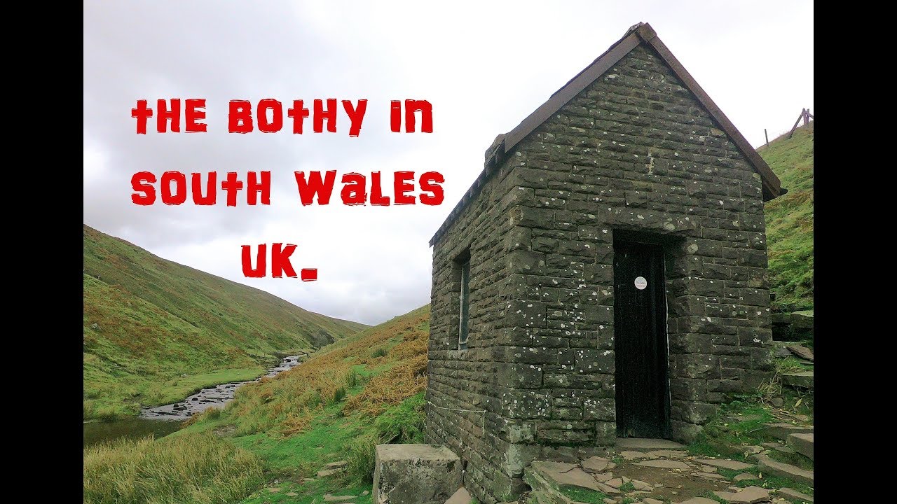 south Wales bothy / black mountains / brecon beacons national park ...