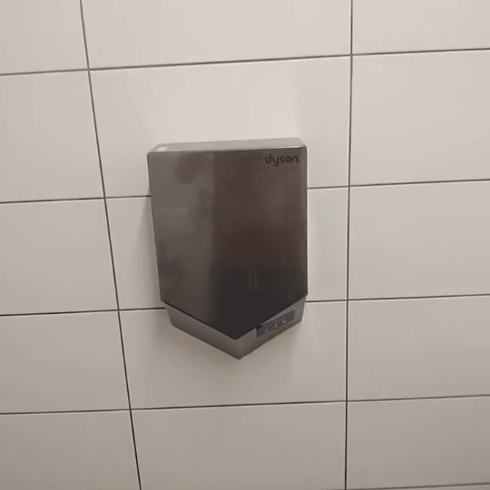 Dyson Airblade V Ab08 [Bunnings Melville] Melville Western Australia ...