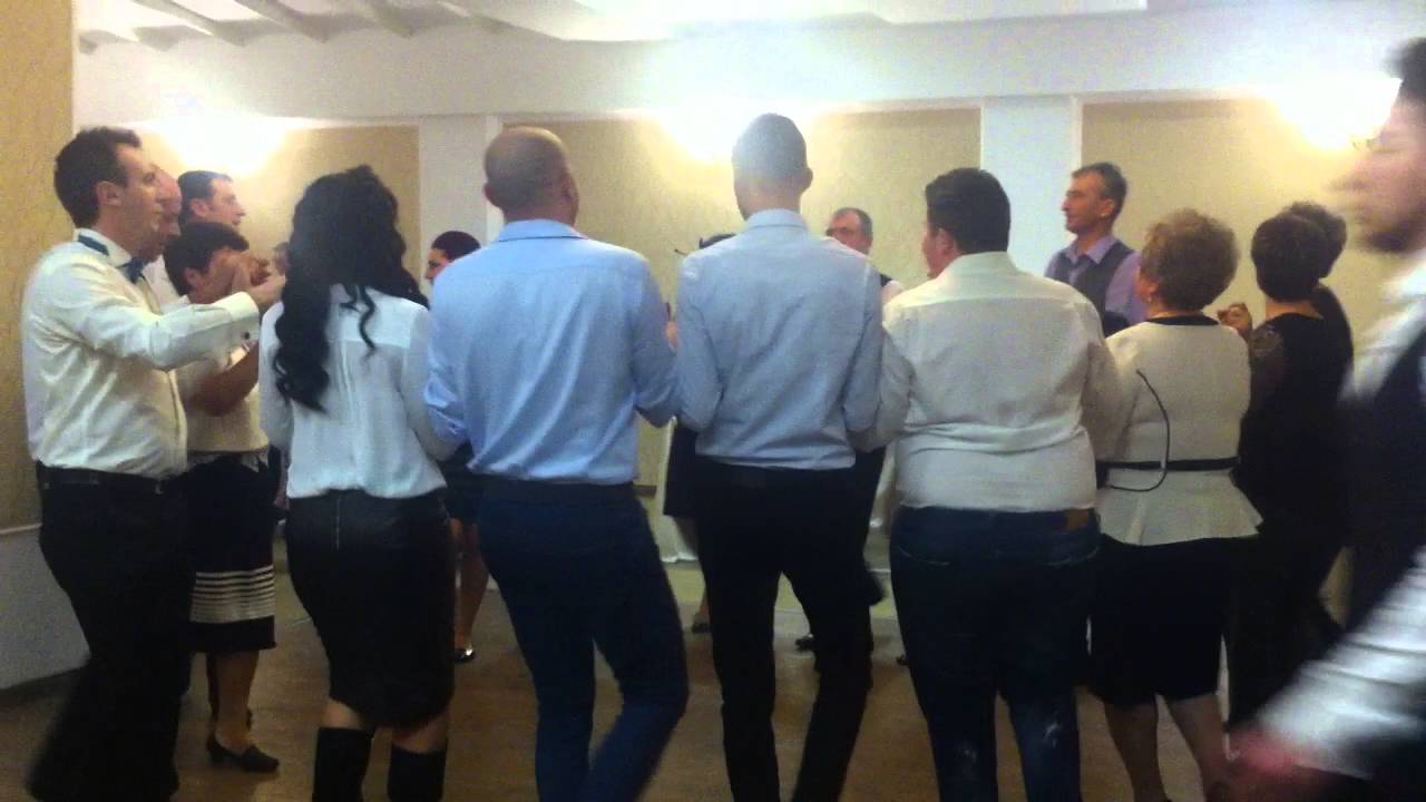 BOTEZ by Dj Daniel @ Castel AXA - YouTube