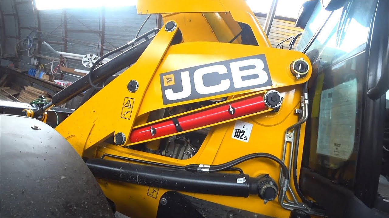 JCB Backhoe Loader - Qualified Operator RUSSIAN Winter and Сold - YouTube