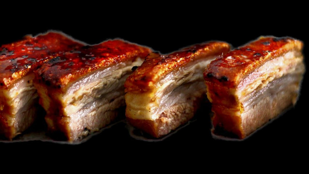 Schweinebrust im Ofen: Ein leckeres Rezept mit Bier und Gemüse! - YouTube