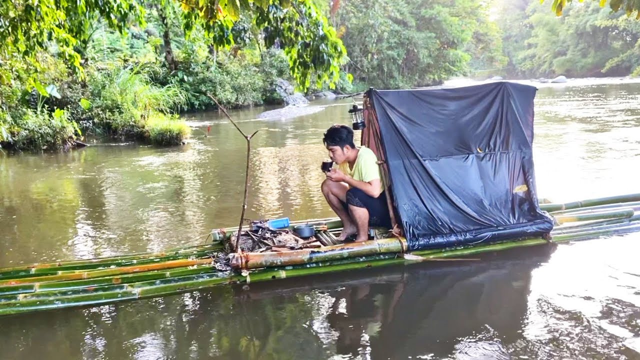 Building a house on a raft - YouTube