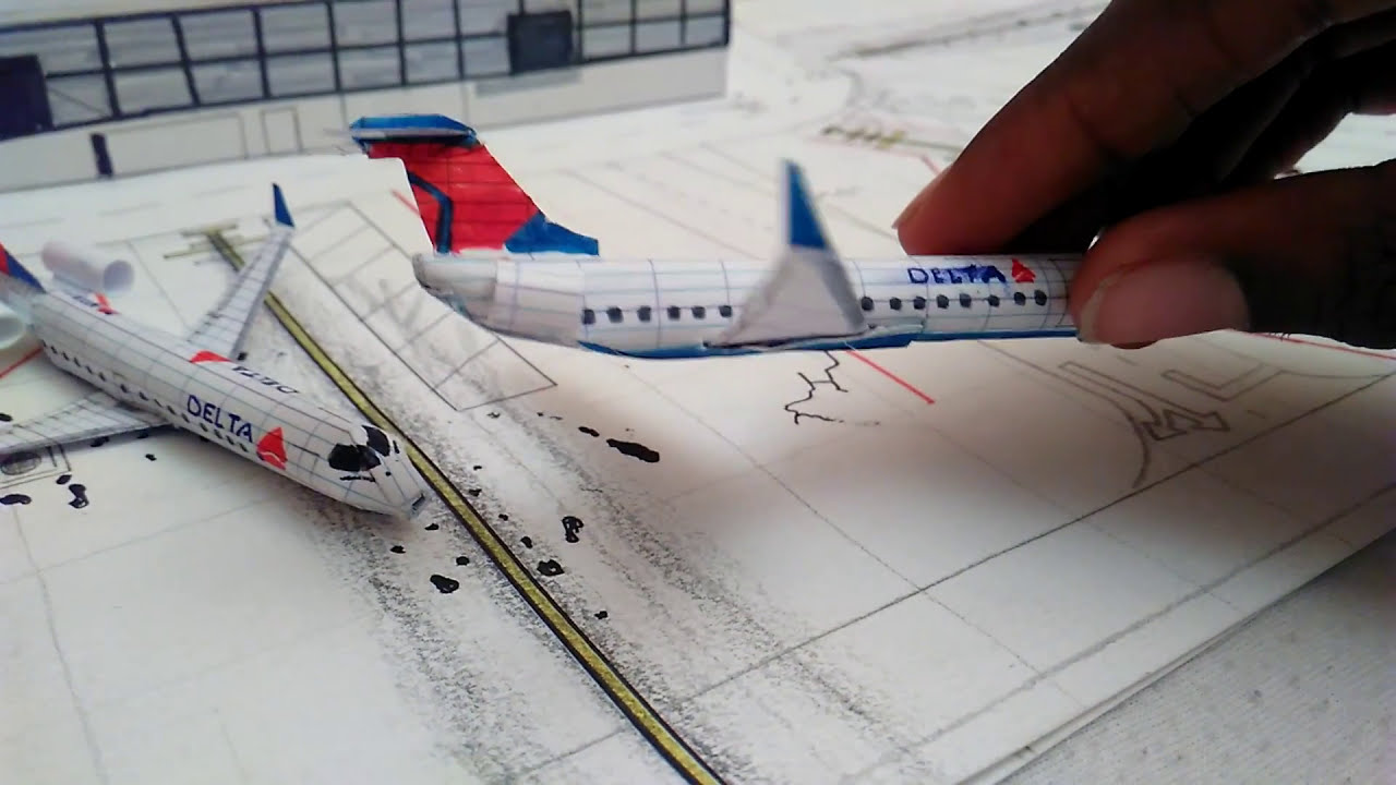 CRJ 400 et CRJ 700 Delta en papier - YouTube