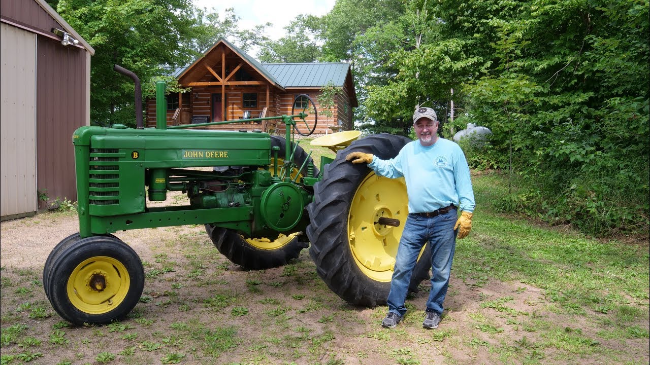Driving a John Deere Model B - YouTube