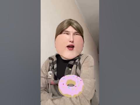 Ты снимаешь маму на смешную маску - YouTube