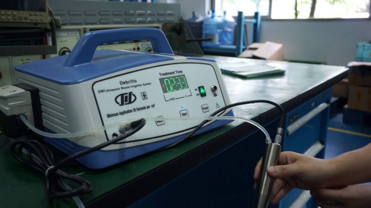 UWI E Ultrasound wound debridement & Treatment Machine - YouTube