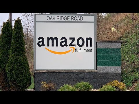 Rate look inside an Amazon fulfillment center in Pennsylvania - YouTube